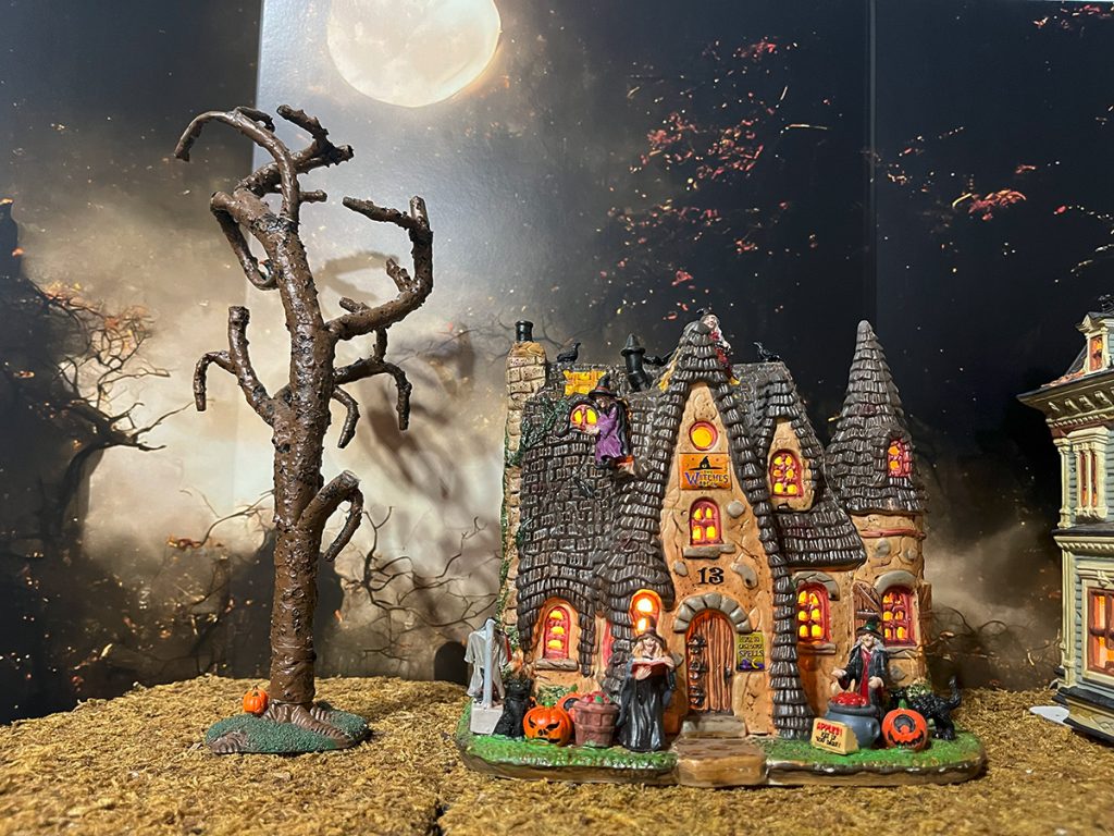 SOLD OUT – 2023 Foggy Graveyard – Village Scene Setter – SpookyVillages.com